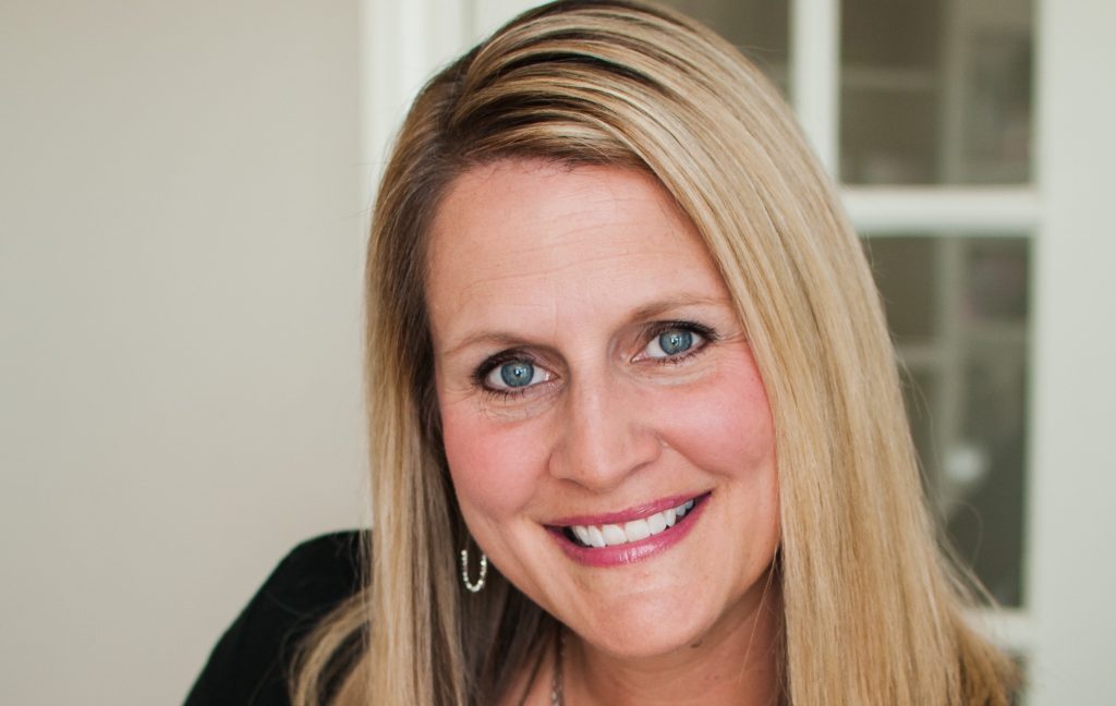 Episode #220- Rebuilding a Marriage Better than New | Kathi Lipp